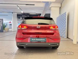 Red Hyundai i30 2023 in Tallinn, with an engine capacity of 1.00 L and mileage of 70 thousand km for 15900 €, photo 6 on AUTOMOTO.COM.LV