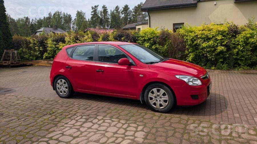 Sarkans Hyundai i30 2008 Jūrmala, ar dzinēja tilpumu 1.40 L un nobraukumu 233 tūkst. km par 2799 €, foto 4 vietnē AUTOMOTO.COM.LV