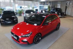 Red Hyundai i30 2019 in Kaunas, with an engine capacity of 2.00 L and mileage of 84 thousand km for 22040 €, photo 7 on AUTOMOTO.COM.LV