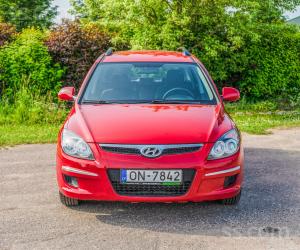 Sarkans Hyundai i30 2010 Limbaži, ar dzinēja tilpumu 1.40 L un nobraukumu 195 tūkst. km par 3000 €, foto 4 vietnē AUTOMOTO.COM.LV