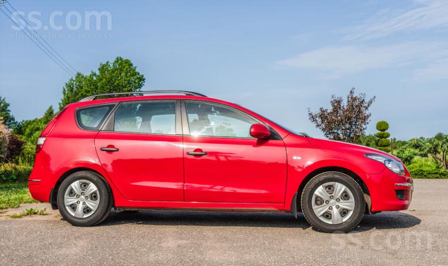 Sarkans Hyundai i30 2010 Limbaži, ar dzinēja tilpumu 1.40 L un nobraukumu 195 tūkst. km par 3000 €, foto 9 vietnē AUTOMOTO.COM.LV