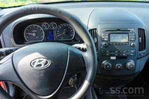 Sarkans Hyundai i30 2010 Limbaži, ar dzinēja tilpumu 1.40 L un nobraukumu 195 tūkst. km par 3000 €, foto 21 vietnē AUTOMOTO.COM.LV