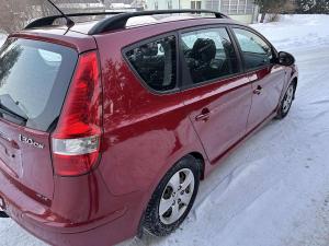 Sarkans Hyundai i30 2011 Raseiniai, ar dzinēja tilpumu 1.58 L un nobraukumu 214 tūkst. km par 2500 €, foto 6 vietnē AUTOMOTO.COM.LV