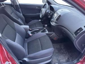 Sarkans Hyundai i30 2011 Raseiniai, ar dzinēja tilpumu 1.58 L un nobraukumu 214 tūkst. km par 2500 €, foto 13 vietnē AUTOMOTO.COM.LV