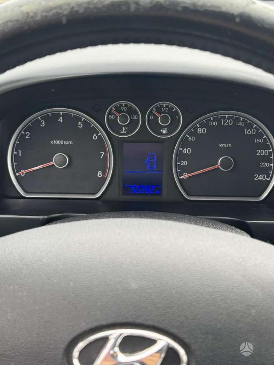 Красный Хендай i30 2011 в Вильнюс, объемом двигателя 1.59 л и пробегом 93 тыс. км за 3300 €, фото 10 на AUTOMOTO.COM.LV