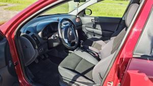 Sarkans Hyundai i30 2012 Kauņa, ar dzinēja tilpumu 1.58 L un nobraukumu 219 tūkst. km par 2600 €, foto 12 vietnē AUTOMOTO.COM.LV
