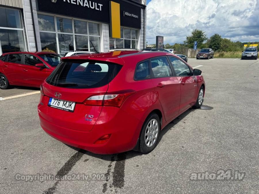Красный Хендай i30 2014 в Нарва, объемом двигателя 1.60 л и пробегом 124 тыс. км за 6290 €, фото 6 на AUTOMOTO.COM.LV