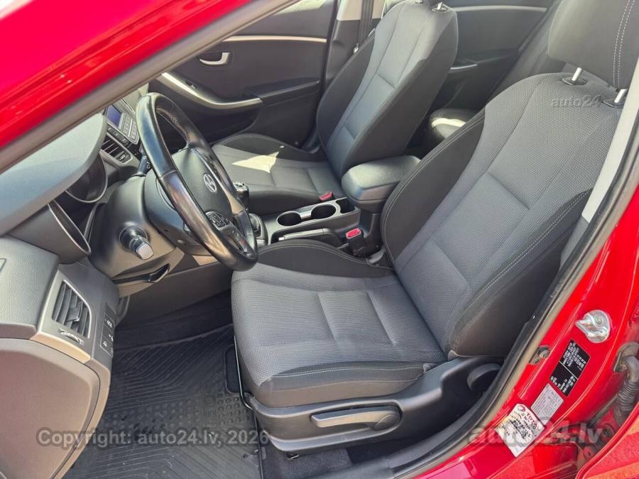 Красный Хендай i30 2014 в Нарва, объемом двигателя 1.60 л и пробегом 124 тыс. км за 6290 €, фото 7 на AUTOMOTO.COM.LV