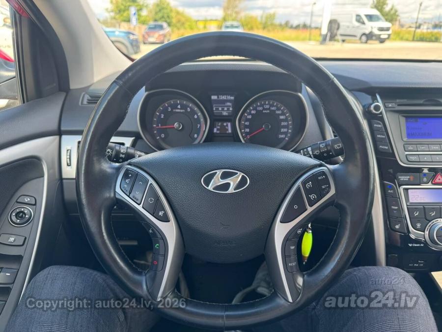 Красный Хендай i30 2014 в Нарва, объемом двигателя 1.60 л и пробегом 124 тыс. км за 6290 €, фото 9 на AUTOMOTO.COM.LV