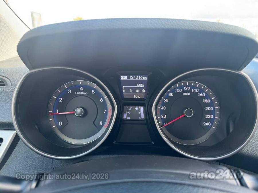 Красный Хендай i30 2014 в Нарва, объемом двигателя 1.60 л и пробегом 124 тыс. км за 6290 €, фото 10 на AUTOMOTO.COM.LV