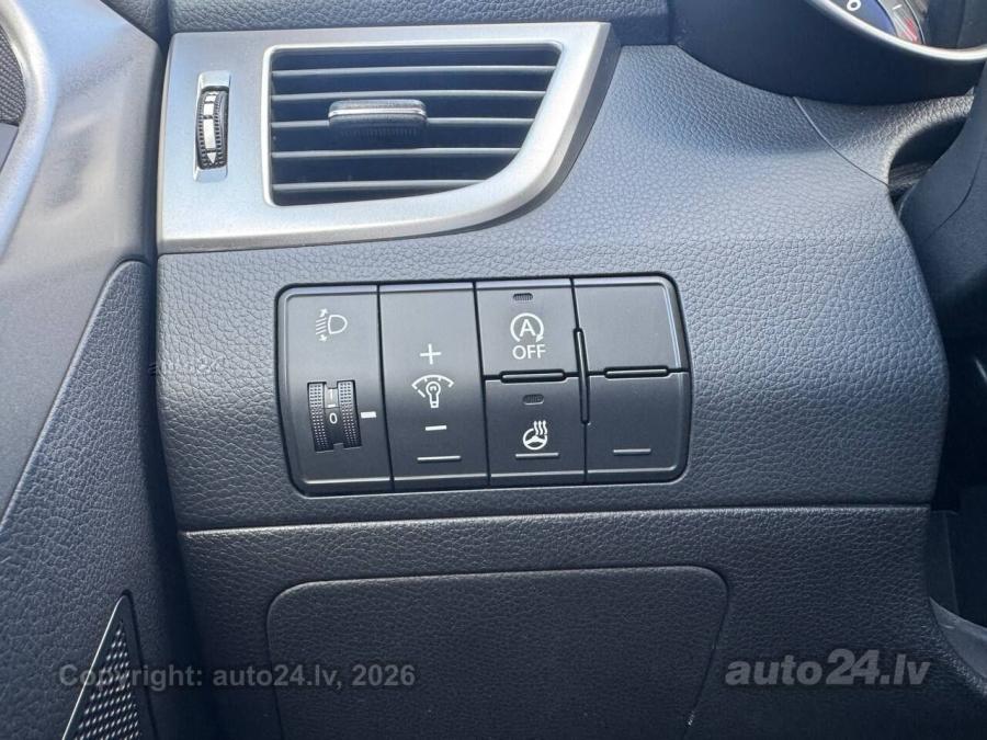 Красный Хендай i30 2014 в Нарва, объемом двигателя 1.60 л и пробегом 124 тыс. км за 6290 €, фото 12 на AUTOMOTO.COM.LV