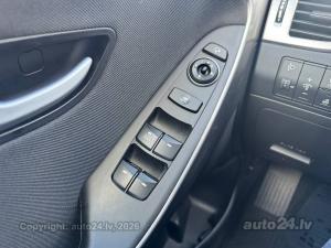 Красный Хендай i30 2014 в Нарва, объемом двигателя 1.60 л и пробегом 124 тыс. км за 6290 €, фото 13 на AUTOMOTO.COM.LV