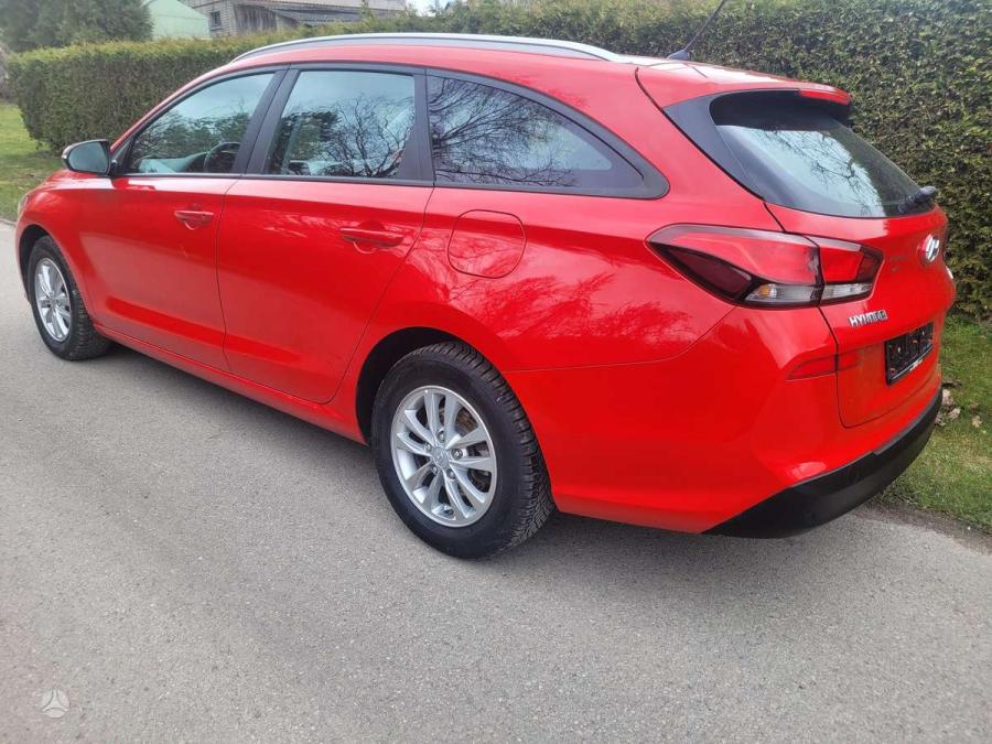 Sarkans Hyundai i30 2018 Vilkaviškis, ar dzinēja tilpumu 1.00 L un nobraukumu 112 tūkst. km par 6999 €, foto 8 vietnē AUTOMOTO.COM.LV