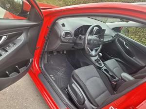 Sarkans Hyundai i30 2018 Vilkaviškis, ar dzinēja tilpumu 1.00 L un nobraukumu 112 tūkst. km par 6999 €, foto 12 vietnē AUTOMOTO.COM.LV