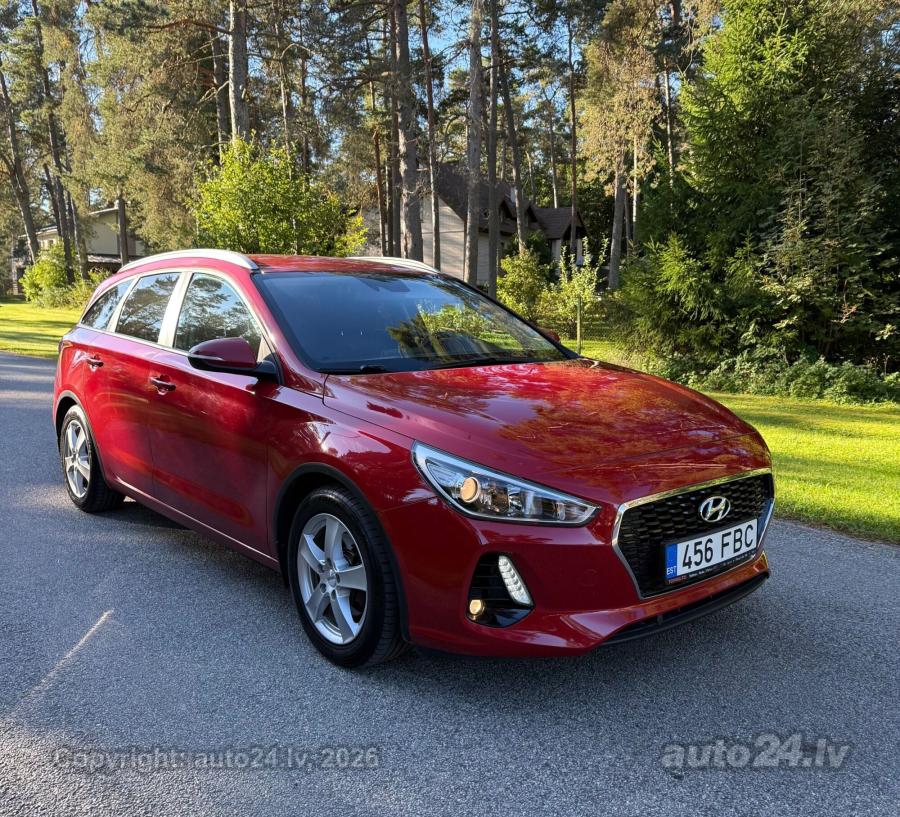 Sarkans Hyundai i30 2018 Tallina, ar dzinēja tilpumu 1.60 L un nobraukumu 220 tūkst. km par 6490 €, foto 1 vietnē AUTOMOTO.COM.LV
