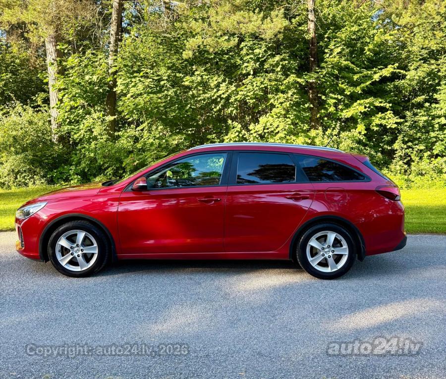 Sarkans Hyundai i30 2018 Tallina, ar dzinēja tilpumu 1.60 L un nobraukumu 220 tūkst. km par 6490 €, foto 8 vietnē AUTOMOTO.COM.LV