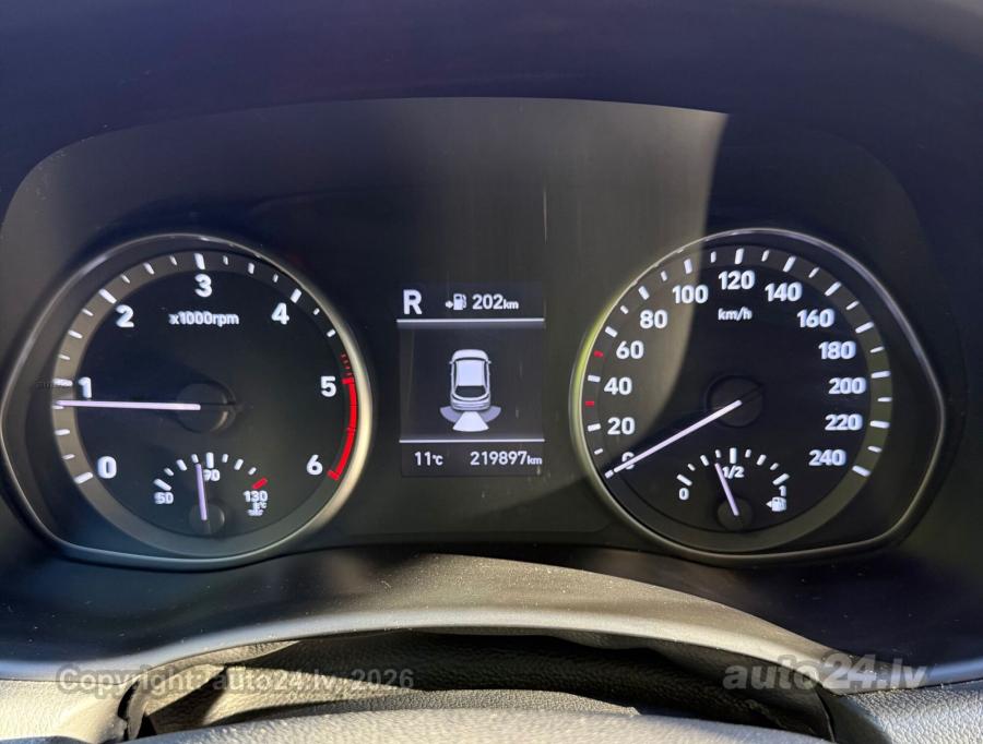 Sarkans Hyundai i30 2018 Tallina, ar dzinēja tilpumu 1.60 L un nobraukumu 220 tūkst. km par 6490 €, foto 10 vietnē AUTOMOTO.COM.LV
