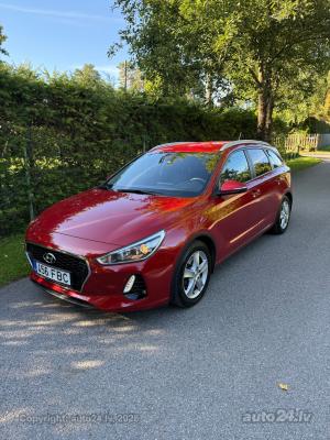 Sarkans Hyundai i30 2018 Tallina, ar dzinēja tilpumu 1.60 L un nobraukumu 220 tūkst. km par 6490 €, foto 22 vietnē AUTOMOTO.COM.LV