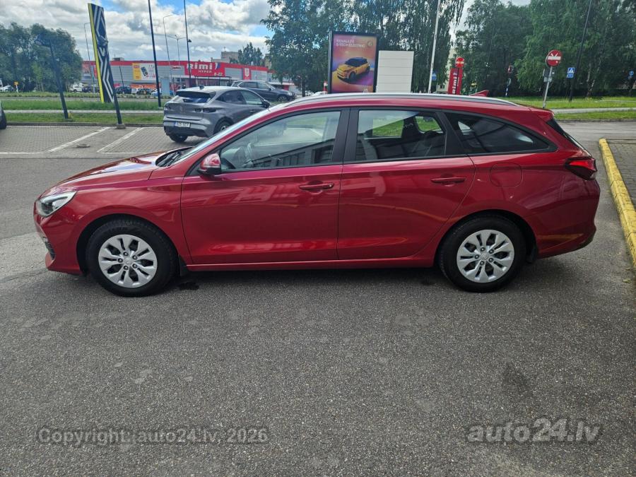 Красный Хендай i30 2020 в Тарту, объемом двигателя 1.40 л и пробегом 75 тыс. км за 11990 €, фото 5 на AUTOMOTO.COM.LV