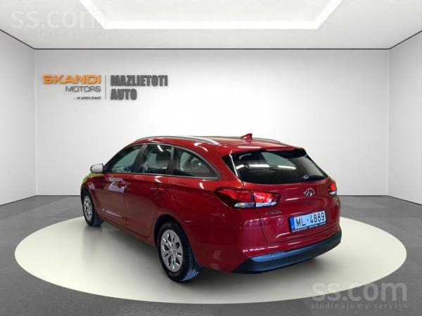 Красный Хендай i30 2020 в Рига, объемом двигателя 1.40 л и пробегом 107 тыс. км за 9990 €, фото 4 на AUTOMOTO.COM.LV