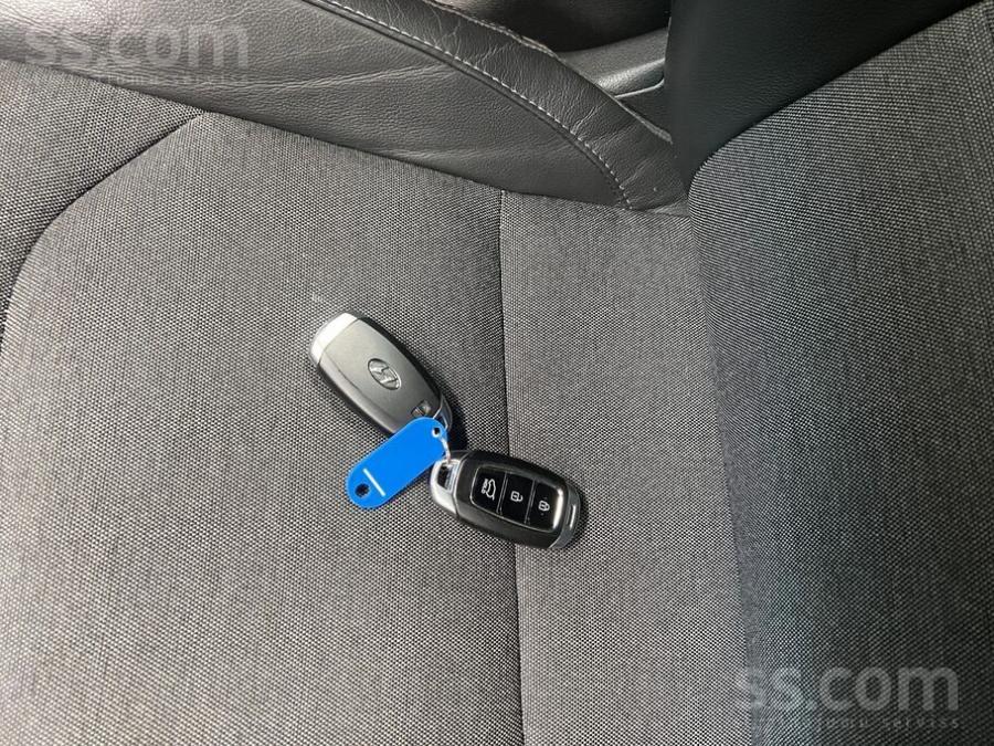 Sarkans Hyundai i30 2021 Rīga, ar dzinēja tilpumu 1.50 L un nobraukumu 77 tūkst. km par 12490 €, foto 22 vietnē AUTOMOTO.COM.LV