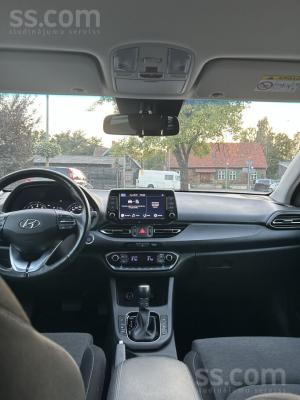 Красный Хендай i30 2022 в Лиепая, объемом двигателя 1.00 л и пробегом 100 тыс. км за 15500 €, фото 8 на AUTOMOTO.COM.LV