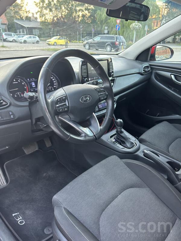 Sarkans Hyundai i30 2022 Liepāja, ar dzinēja tilpumu 1.00 L un nobraukumu 100 tūkst. km par 15500 €, foto 9 vietnē AUTOMOTO.COM.LV