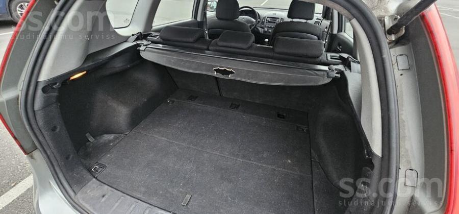 Hyundai i30 2008 Rīga, ar dzinēja tilpumu 1.60 L un nobraukumu 260 tūkst. km par 1280 €, foto 9 vietnē AUTOMOTO.COM.LV