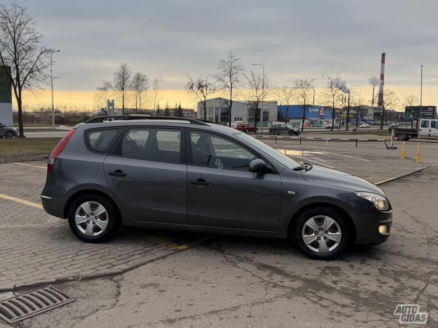 Hyundai i30 2009 Šauļi, ar dzinēja tilpumu 1.60 L un nobraukumu 208 tūkst. km par 1650 €, foto 3 vietnē AUTOMOTO.COM.LV