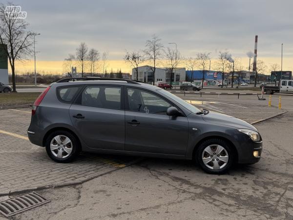 Hyundai i30 2009 Šauļi, ar dzinēja tilpumu 1.60 L un nobraukumu 208 tūkst. km par 1550 €, foto 3 vietnē AUTOMOTO.COM.LV