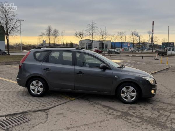 Hyundai i30 2009 Šauļi, ar dzinēja tilpumu 1.60 L un nobraukumu 208 tūkst. km par 1450 €, foto 4 vietnē AUTOMOTO.COM.LV