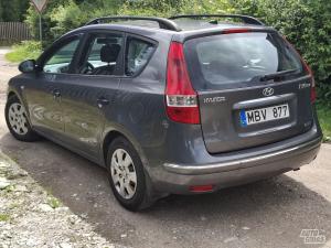 Hyundai i30 2009 in Klaipeda, with an engine capacity of 1.60 L and mileage of 298 thousand km for 1550 €, photo 5 on AUTOMOTO.COM.LV