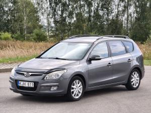 Hyundai i30 2009 in Vilnius on AUTOMOTO.COM.LV Hyundai i30 2009 in Vilnius, with an engine capacity of 1.60 L and mileage of 268 thousand km for 2500 €, photo 1 on AUTOMOTO.COM.LV
