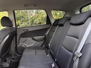 Hyundai i30 2009 in Kaunas, with an engine capacity of 1.60 L and mileage of 300 thousand km for 1099 €, photo 8 on AUTOMOTO.COM.LV