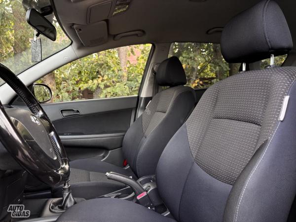 Hyundai i30 2009 KauÅa vietnÄ Hyundai i30 2009 KauÅa, ar dzinÄja tilpumu 1.60 L un nobraukumu 300 tÅ«kst. km par 1099 ā¬, foto 7 vietnÄ AUTOMOTO.COM.LV