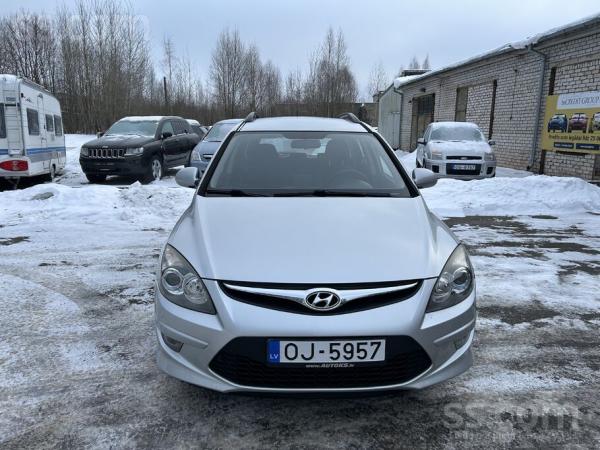 Hyundai i30 2010 Limbaži, ar dzinēja tilpumu 1.60 L un nobraukumu 110 tūkst. km par 3550 €, foto 2 vietnē AUTOMOTO.COM.LV