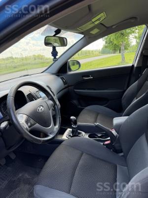 Hyundai i30 2010 Aizkraukle, ar dzinēja tilpumu 1.60 L un nobraukumu 390 tūkst. km par 2150 €, foto 7 vietnē AUTOMOTO.COM.LV