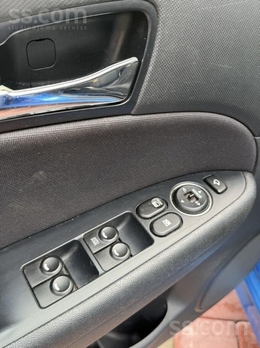 Hyundai i30 2010 Aizkraukle, ar dzinēja tilpumu 1.60 L un nobraukumu 390 tūkst. km par 2150 €, foto 14 vietnē AUTOMOTO.COM.LV