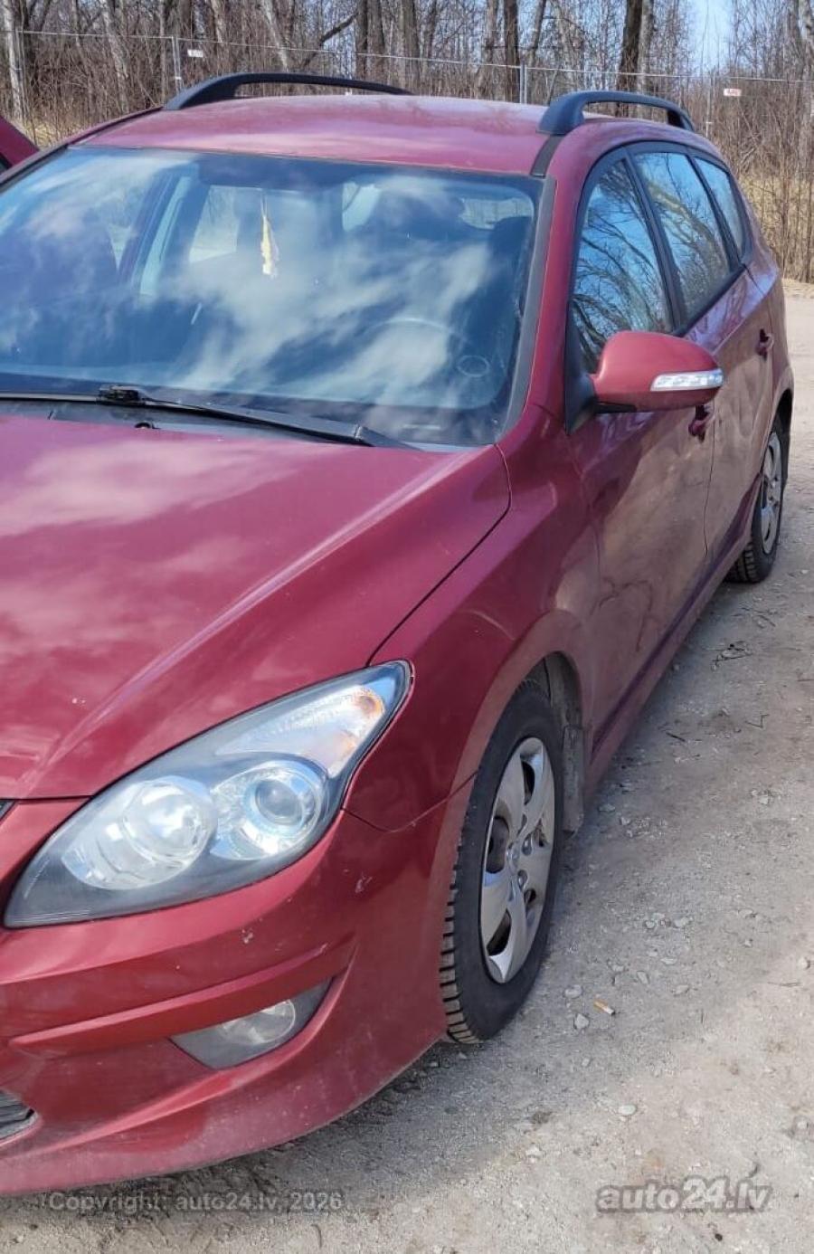 Hyundai i30 2011 Tallina, ar dzinēja tilpumu 1.60 L un nobraukumu 220 tūkst. km par 2499 €, foto 1 vietnē AUTOMOTO.COM.LV