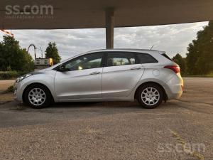 Hyundai i30 2012 in Riga, with an engine capacity of 1.60 L and mileage of 255 thousand km for 4900 €, photo 6 on AUTOMOTO.COM.LV
