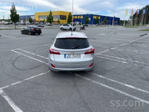 Hyundai i30 2012 in Riga, with an engine capacity of 1.60 L and mileage of 257 thousand km for 4100 €, photo 5 on AUTOMOTO.COM.LV
