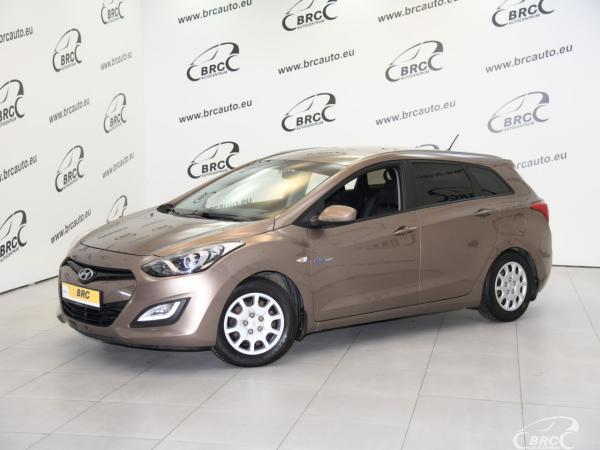 Hyundai i30 2012 in Vilnius, with an engine capacity of 1.40 L and mileage of 326 thousand km for 2900 €, photo 1 on AUTOMOTO.COM.LV