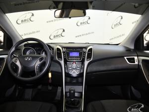 Hyundai i30 2012 in Vilnius, with an engine capacity of 1.40 L and mileage of 326 thousand km for 2900 €, photo 5 on AUTOMOTO.COM.LV