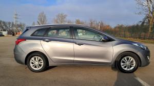 Hyundai i30 2013 in Klaipeda, with an engine capacity of 1.40 L and mileage of 245 thousand km for 4700 €, photo 4 on AUTOMOTO.COM.LV
