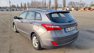 Hyundai i30 2013 in Klaipeda, with an engine capacity of 1.40 L and mileage of 245 thousand km for 4700 €, photo 6 on AUTOMOTO.COM.LV