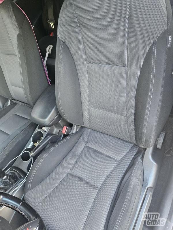 Hyundai i30 2013 Viļņa, ar dzinēja tilpumu 1.60 L un nobraukumu 286 tūkst. km par 2700 €, foto 5 vietnē AUTOMOTO.COM.LV