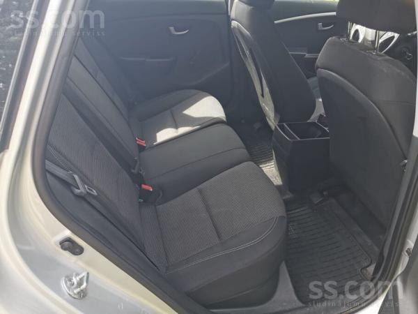 Хендай i30 2015 в Рига, объемом двигателя 1.40 л и пробегом 326 тыс. км за 3350 €, фото 4 на AUTOMOTO.COM.LV