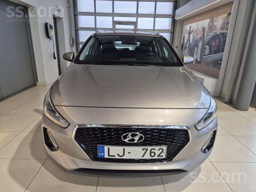 Hyundai i30 2018 Liepāja, ar dzinēja tilpumu 1.40 L un nobraukumu 65 tūkst. km par 8990 €, foto 3 vietnē AUTOMOTO.COM.LV