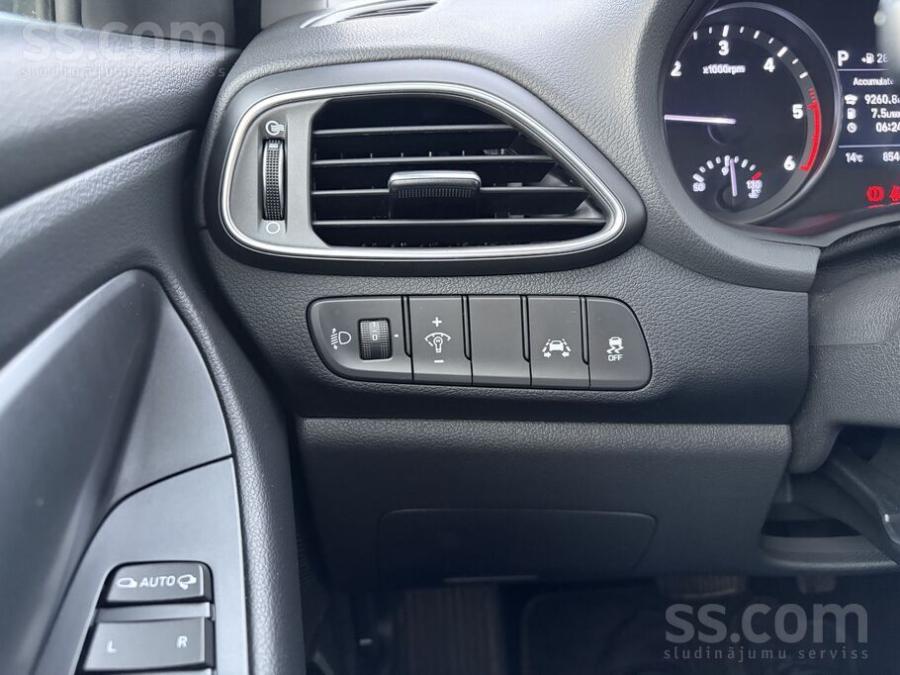 Хендай i30 2018 в Рига, объемом двигателя 1.60 л и пробегом 86 тыс. км за 9300 €, фото 13 на AUTOMOTO.COM.LV