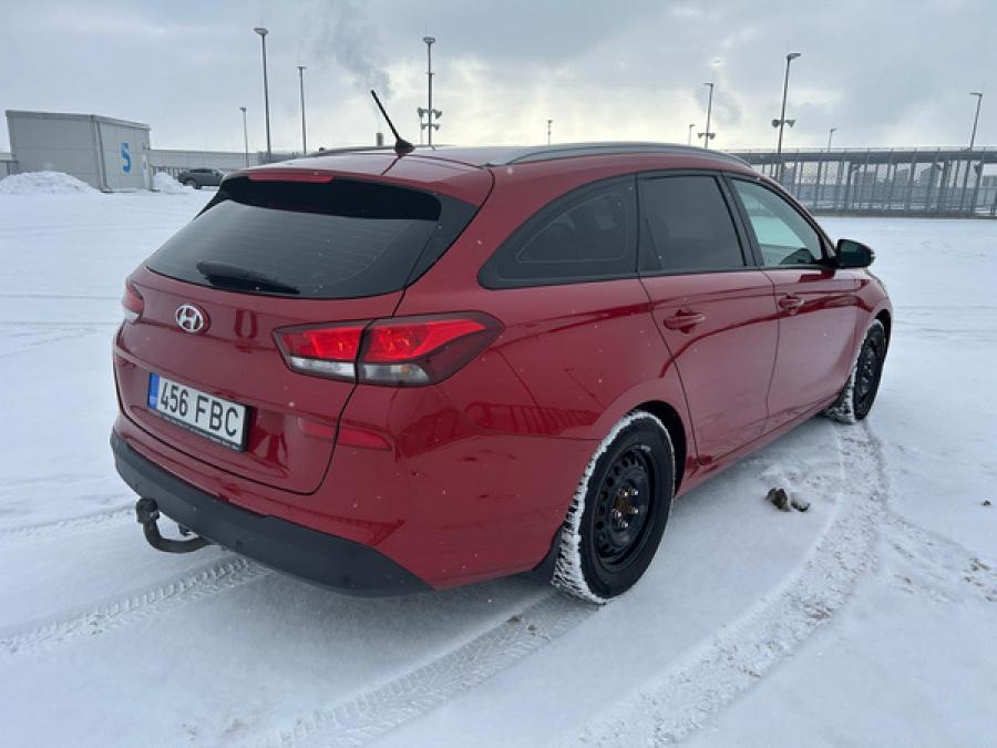 Хендай i30 2018 в Таллин, объемом двигателя 1.60 л и пробегом 220 тыс. км за 6400 €, фото 4 на AUTOMOTO.COM.LV